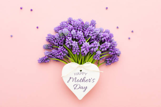 Mother's Day Celebrations Around The World: Cultural Traditions & Cust ...