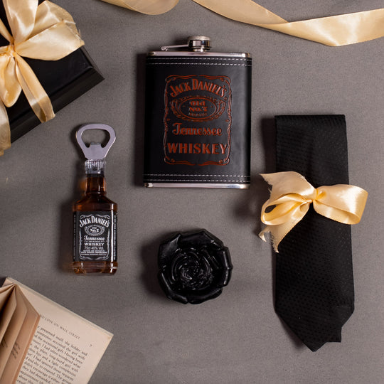 Gifts Under 3000 - Gift Items Under 2500 Online at Confetti Gifts