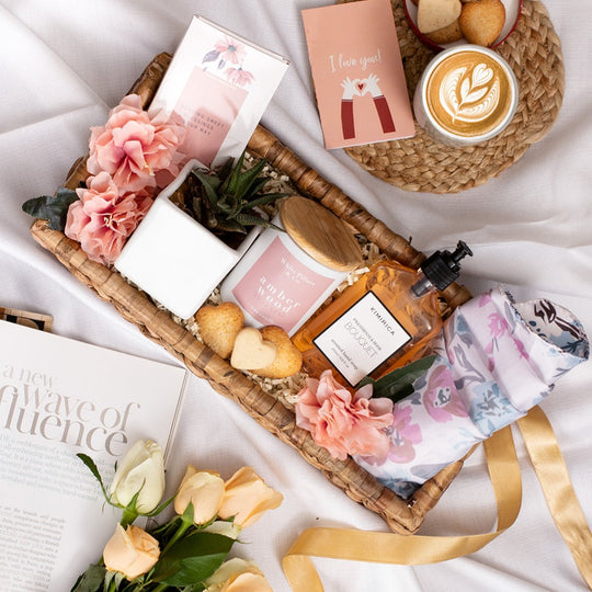 Top Gifts for Her from ₹290 | Trending & Cute Surprises – Confetti Gifts