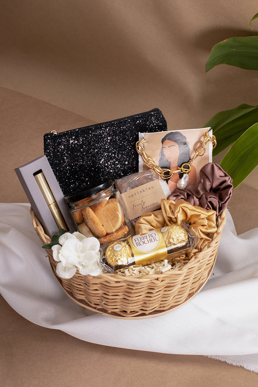 Gift Hampers For Women | Online Gifts For Girls | Gift Box for Her ...