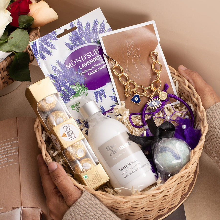 Gift Hampers For Women | Online Gifts For Girls | Gift Box for Her ...